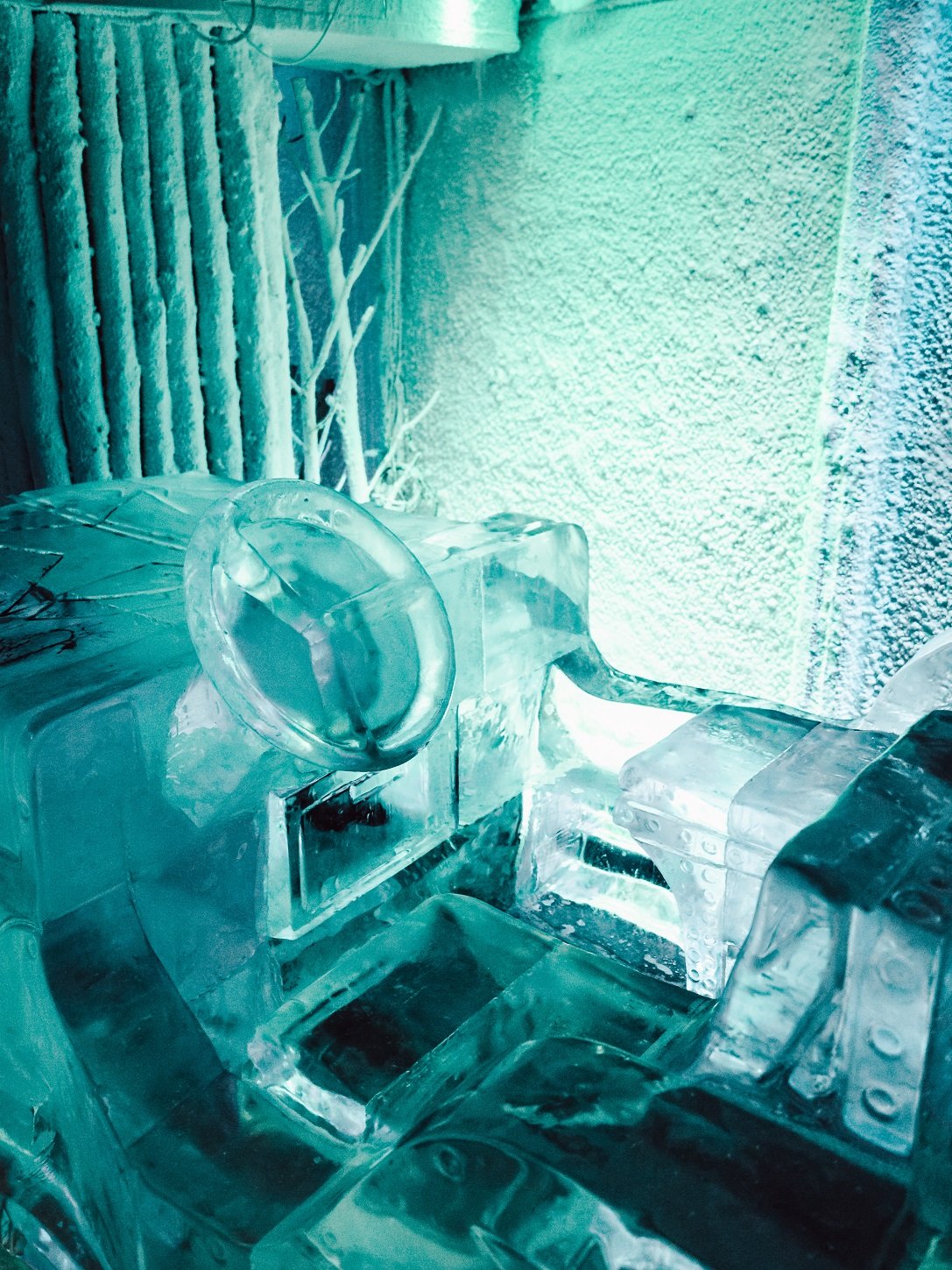 Ice Kube Paris - The Only Ice Bar in Paris - Experience Paris
