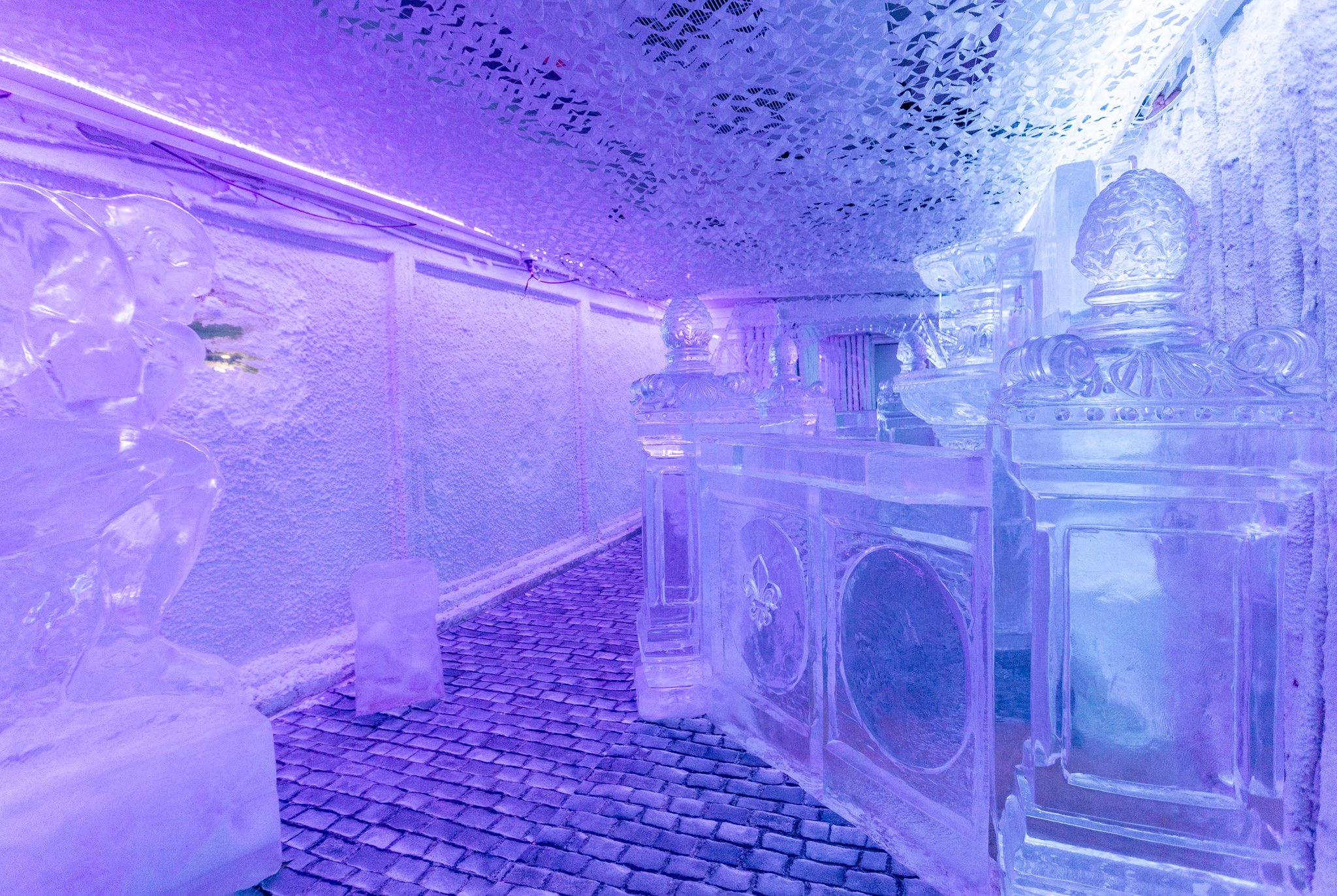 Ice Kube Paris - Le Seul Ice Bar à Paris - Expérience Insolite Paris